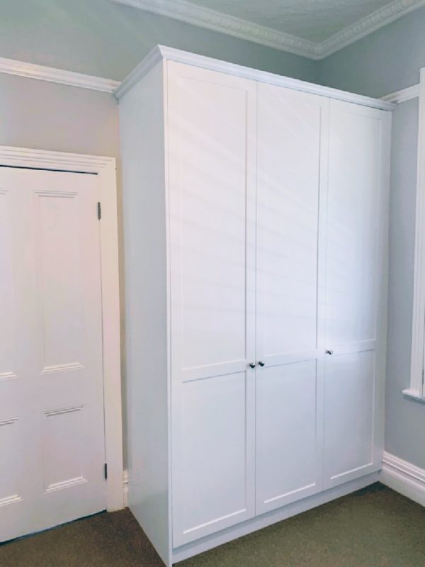 Shaker Style Hinged Doors - Robes Delivered