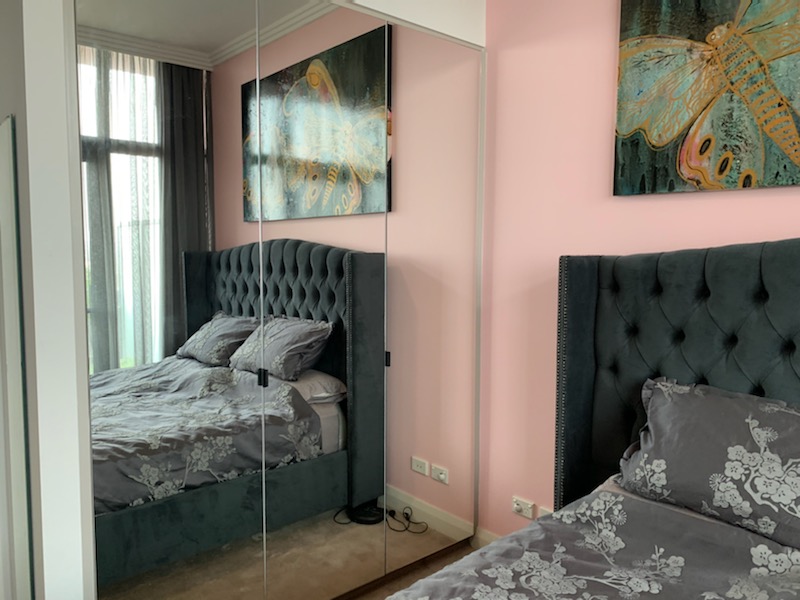 Frameless-mirrored-hinged-door-wardrobe - Robes Delivered